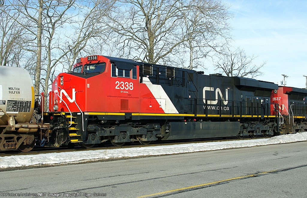 CN ES44DC 2338